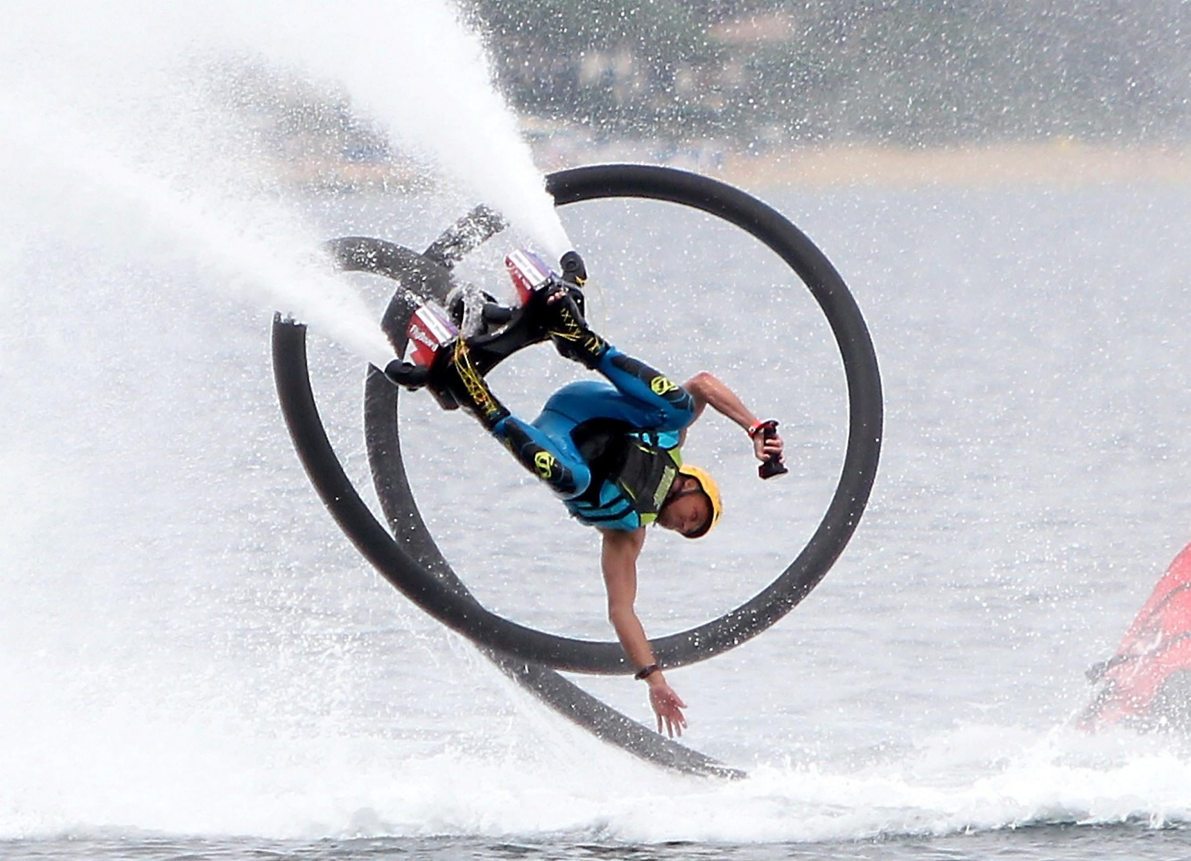 PHOTOS. Les toutes premières images de la compétition de Flyboard à ...