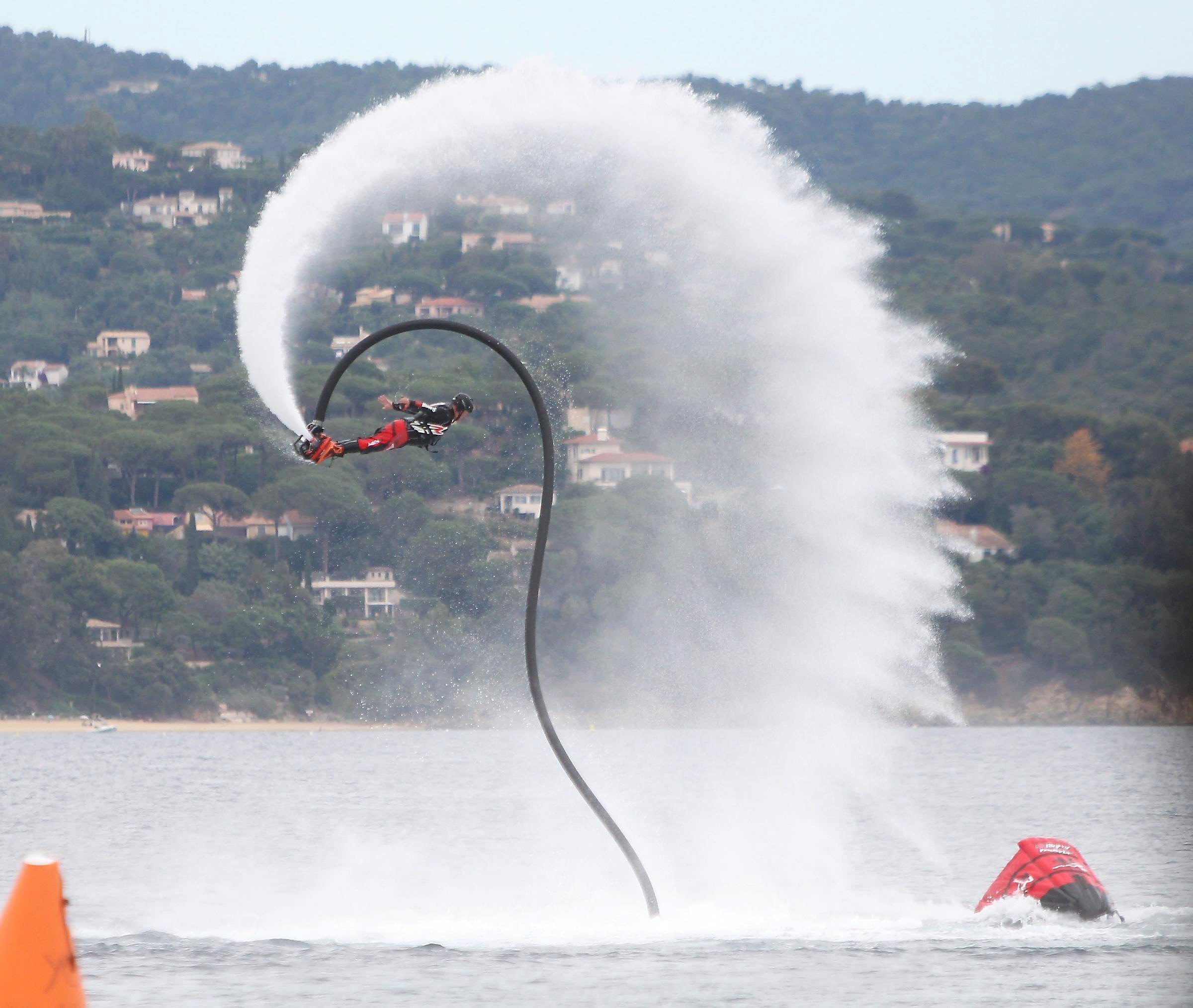 PHOTOS. Les toutes premières images de la compétition de Flyboard à ...